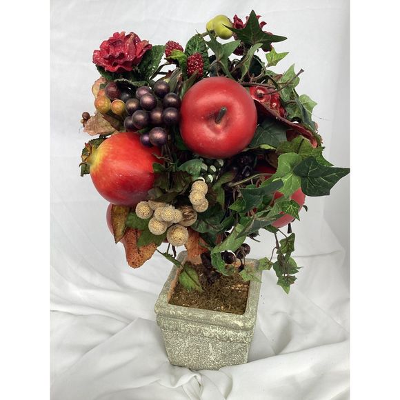 Accents | 1345 Apple Topiary W Greenery | Poshmark